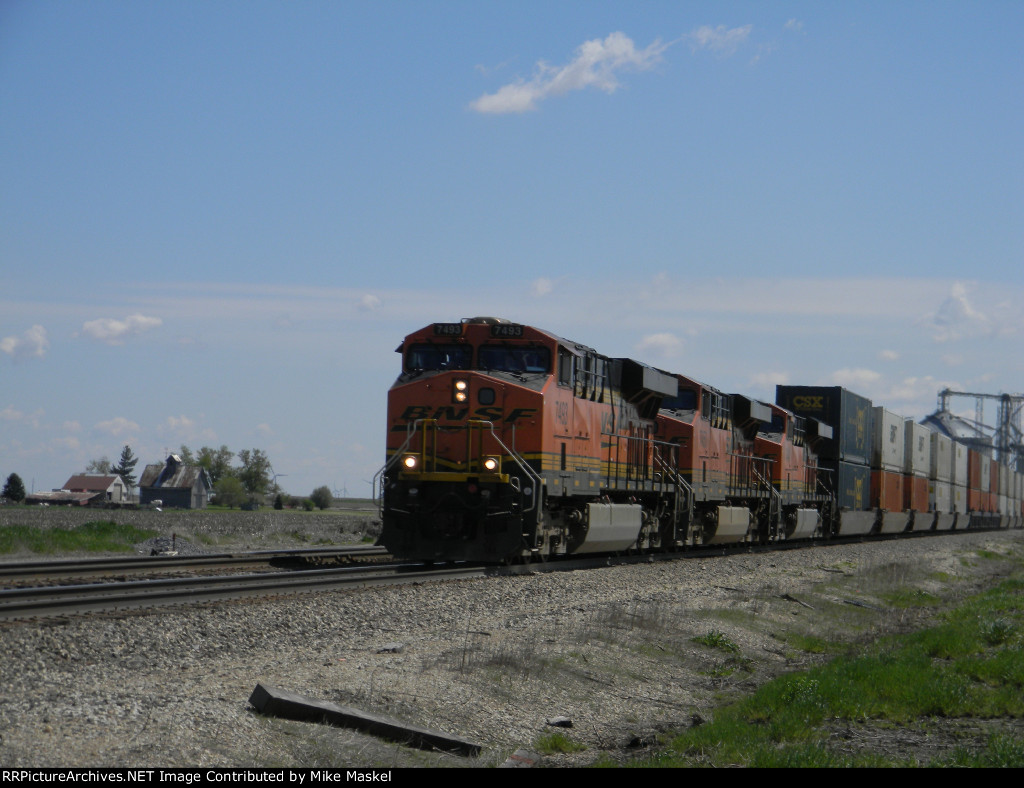 BNSF 7493